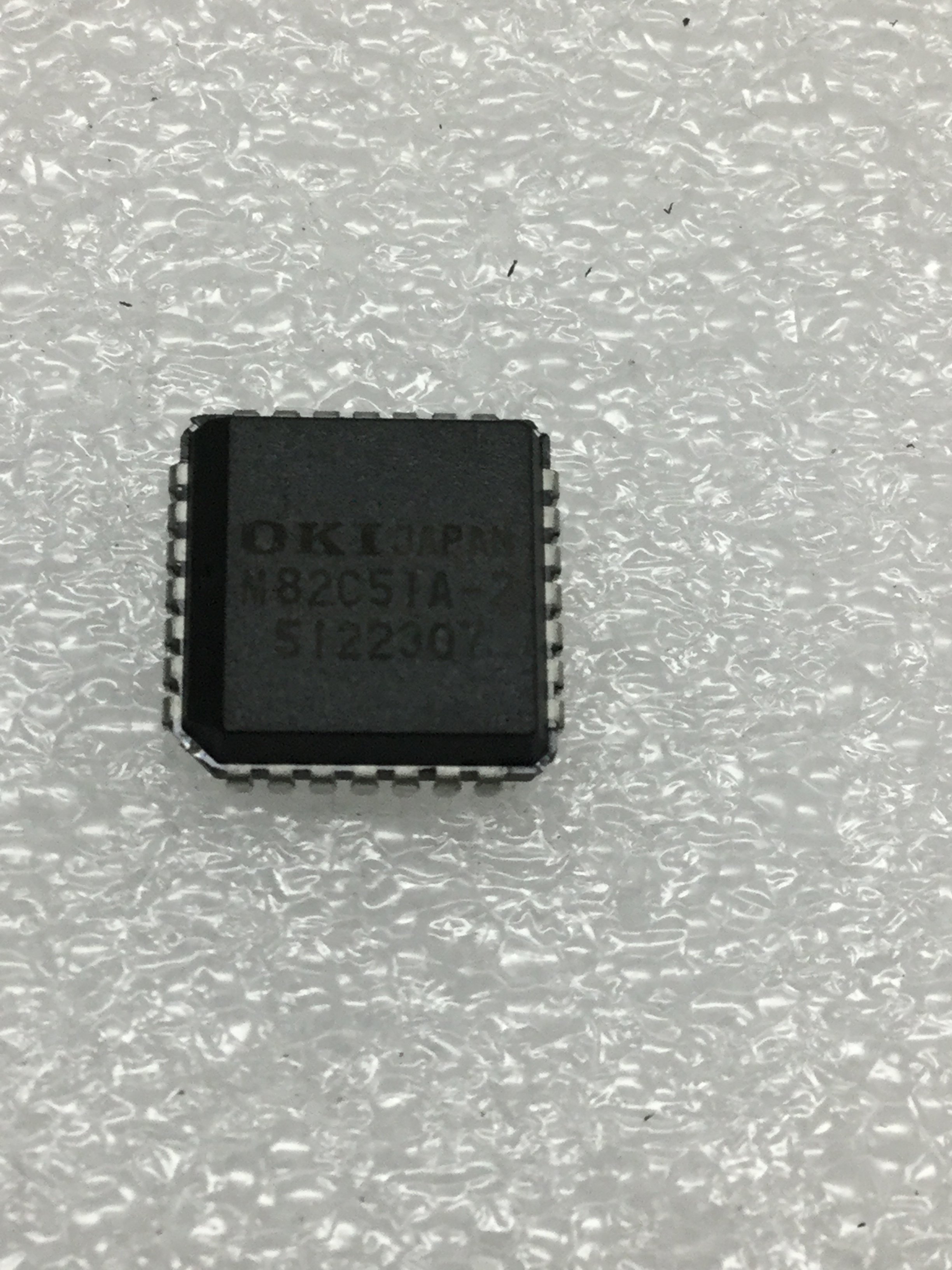 M82C5IA-2 | IC | Freelance Electronics