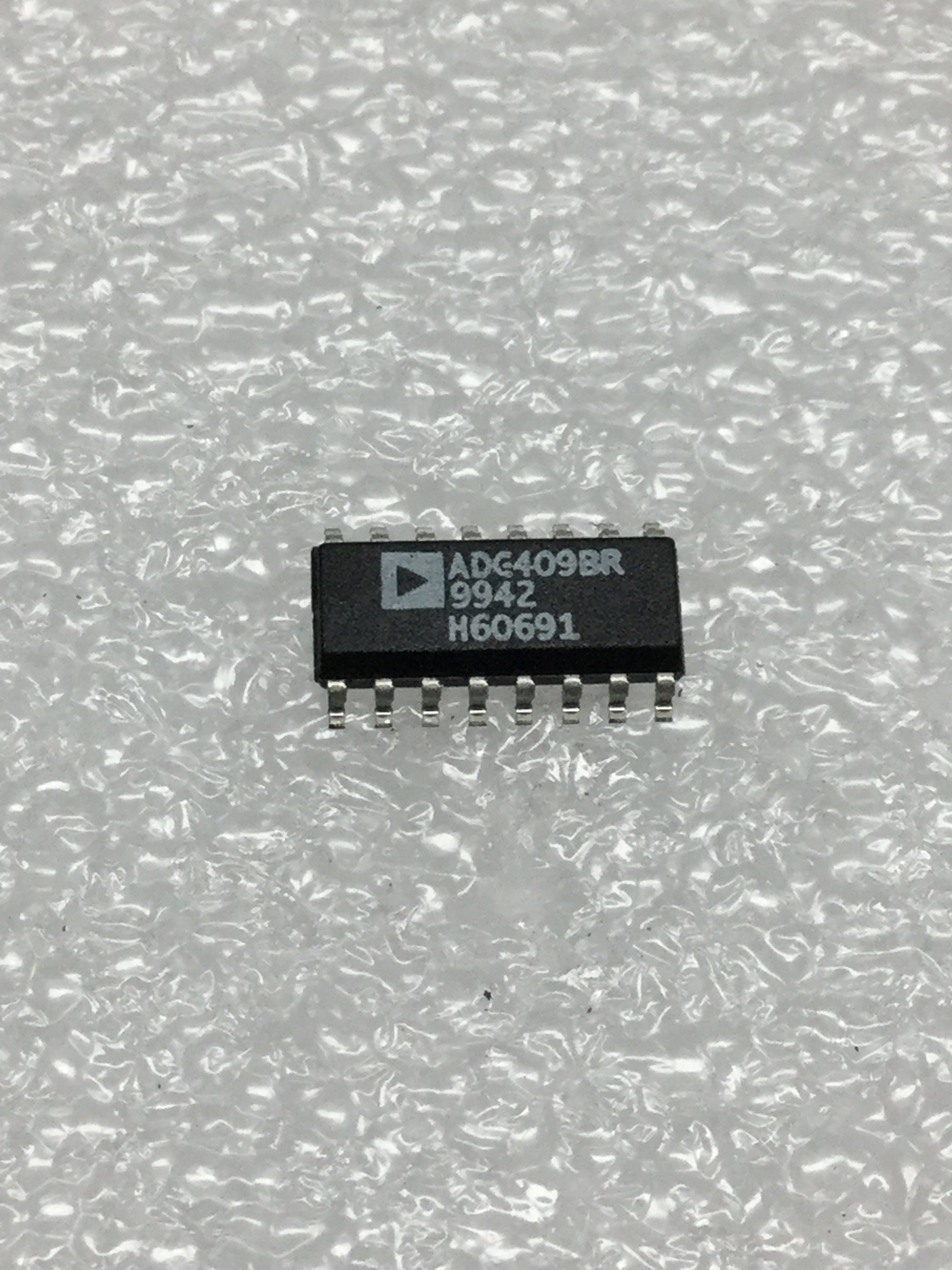ADG409BR | IC | Freelance Electronics